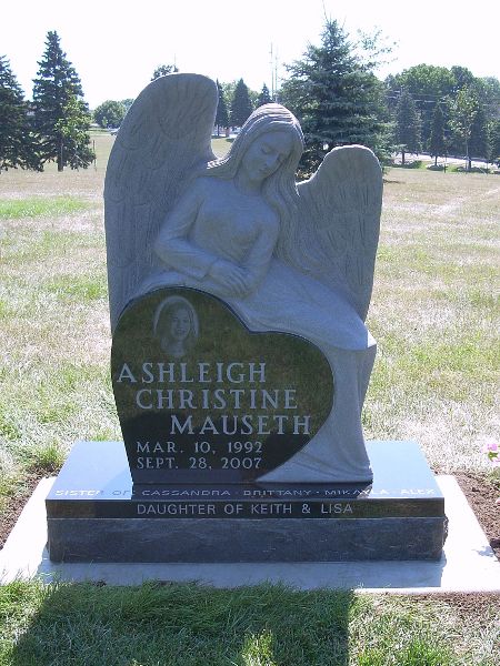 MAUSETH, ASHLEIGH – Family Memorials By Gibson