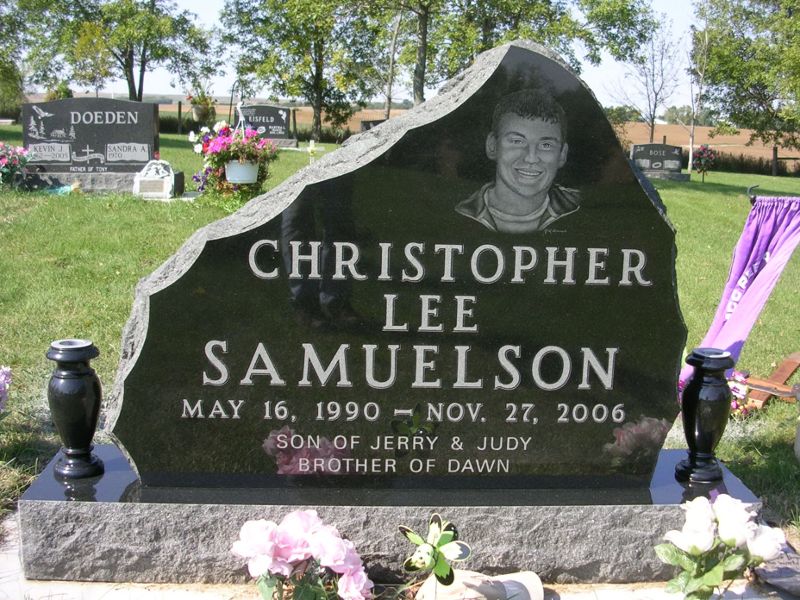 SAMUELSON, CHRISTOPHER – Family Memorials By Gibson