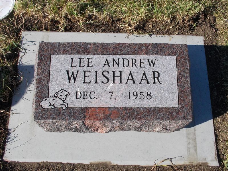 WEISHAAR, LEE – Family Memorials By Gibson