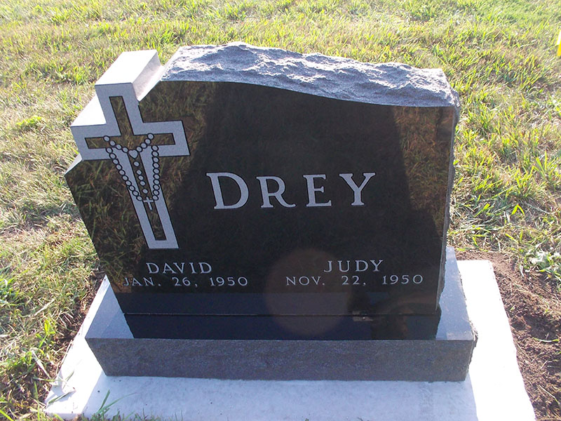 Special Shapes – Family Memorials By Gibson