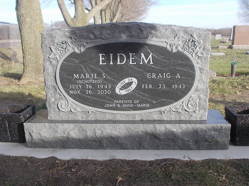 Special Shapes – Family Memorials By Gibson