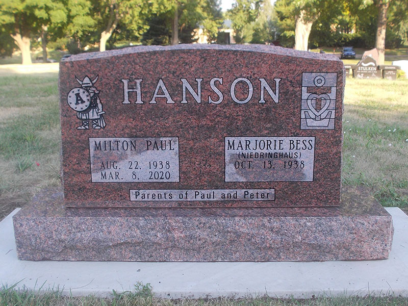 Double Upright Monuments – Family Memorials By Gibson
