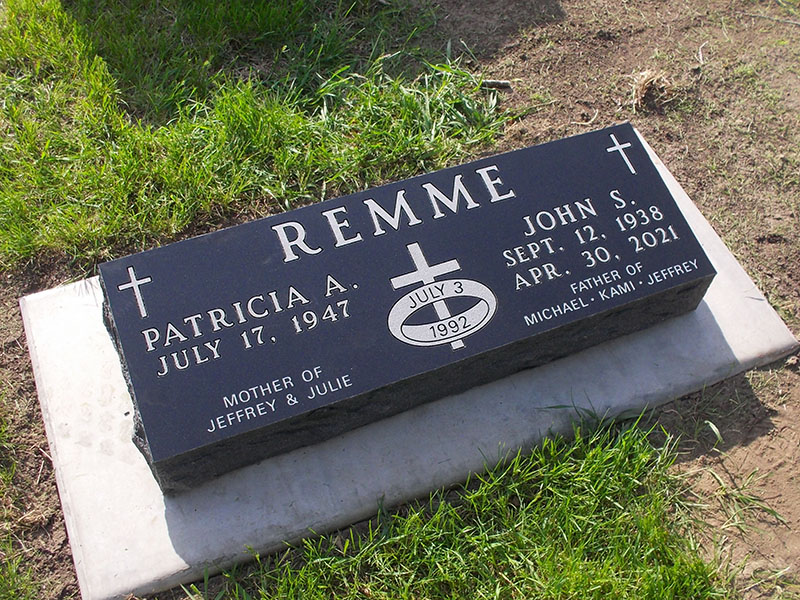 Double Markers – Family Memorials By Gibson